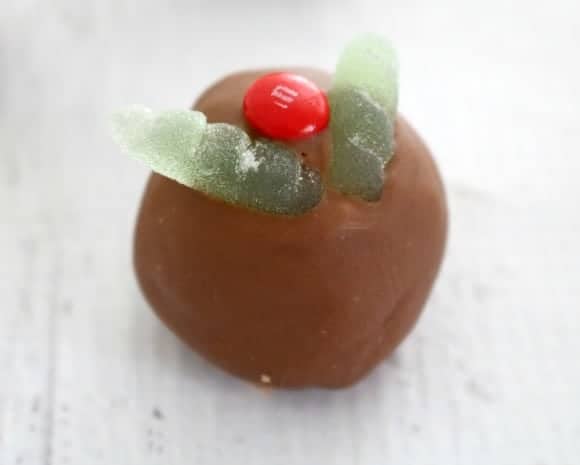 Christmas Mint Slice Balls (easy no-bake recipe) - Bake Play Smile