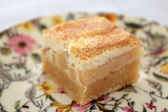 Apple & Sour Cream Slice (classic recipe) - Bake Play Smile