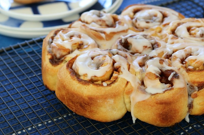 Apple & Cinnamon Scrolls | Freezer Friendly - Bake Play Smile